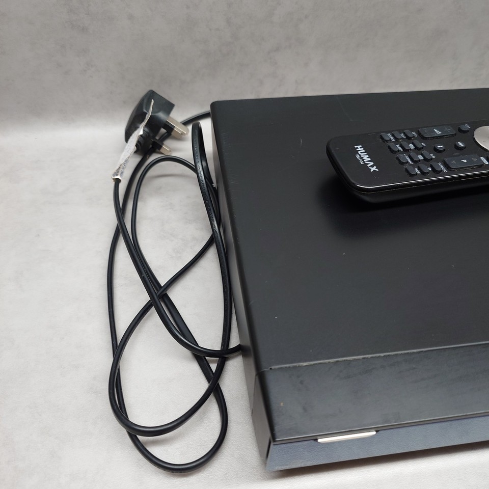 Humax Foxsat HDR - FREESAT HD 320Gb TV Recorder with Remote Control ...