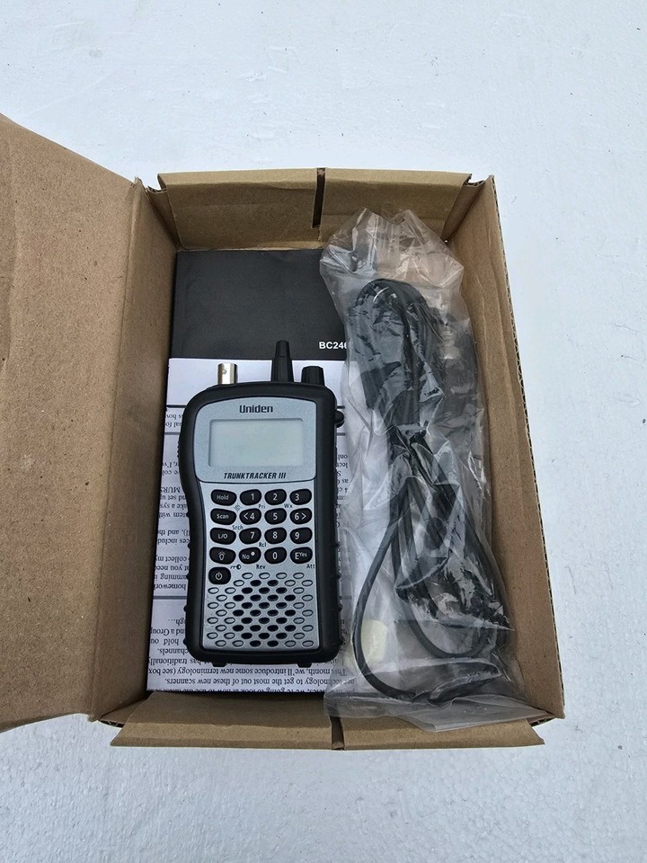 UNIDEN BEARCAT BC246T TRUNK TRACKER SCANNER III - 1600 CHANNEL - RARE ...