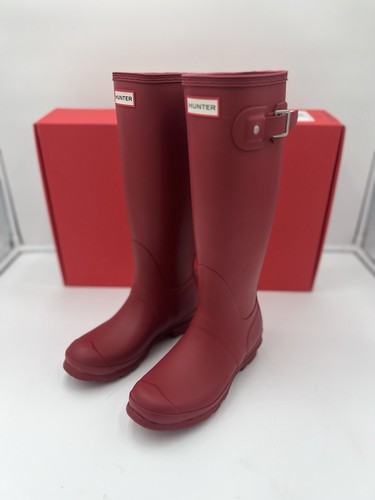 Hunter Women's Original Tall Waterproof Rain Boot, Vital Burgundy Size ...
