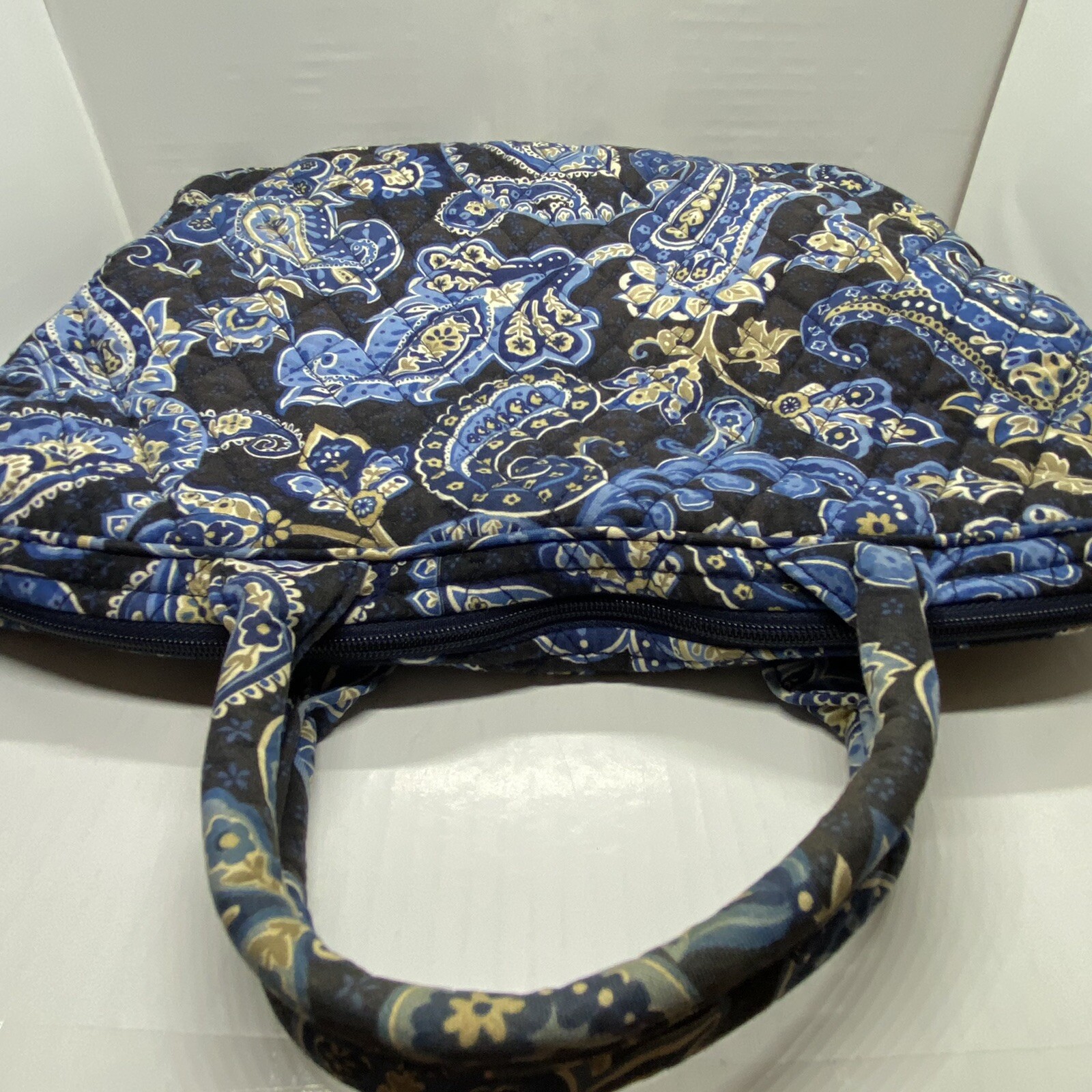 Vera Bradley Paisley •WINDSOR NAVY• Laptop Bag Carry - Gem