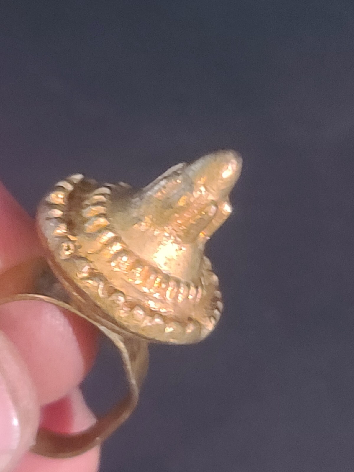 VTG SOLID BRASS Ornate Raised Pillar Monument Ancient… - Gem