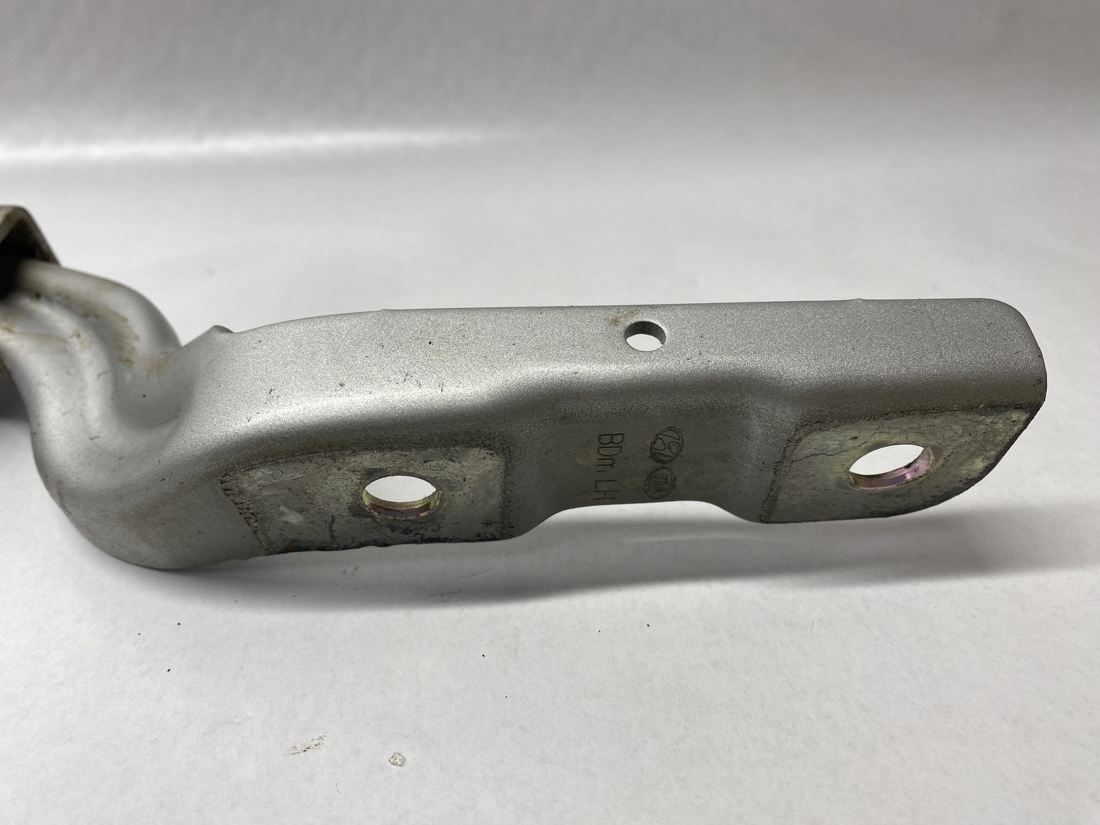 KIA Fort Berlina BD BDM 2018 Front Left Driver Side Bonnet Hood Hinge ...