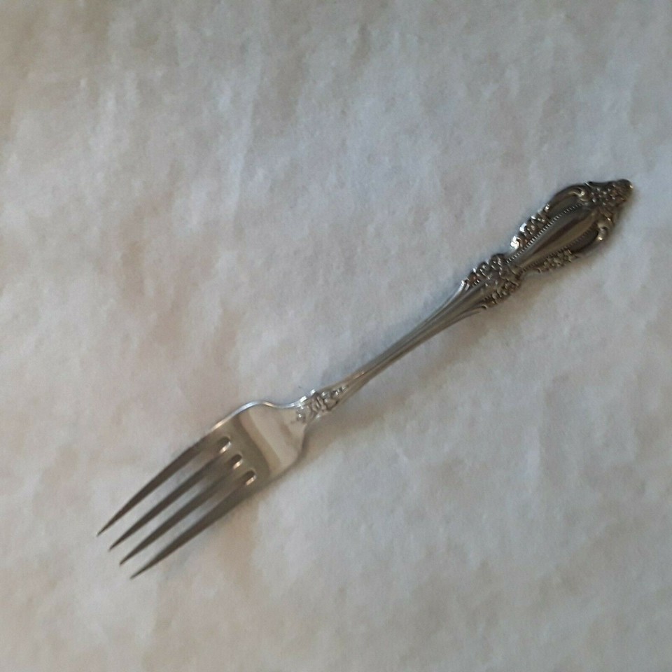 RAPHAEL Oneida Deluxe Distinction HH USA dinner knife fork soup tea ...