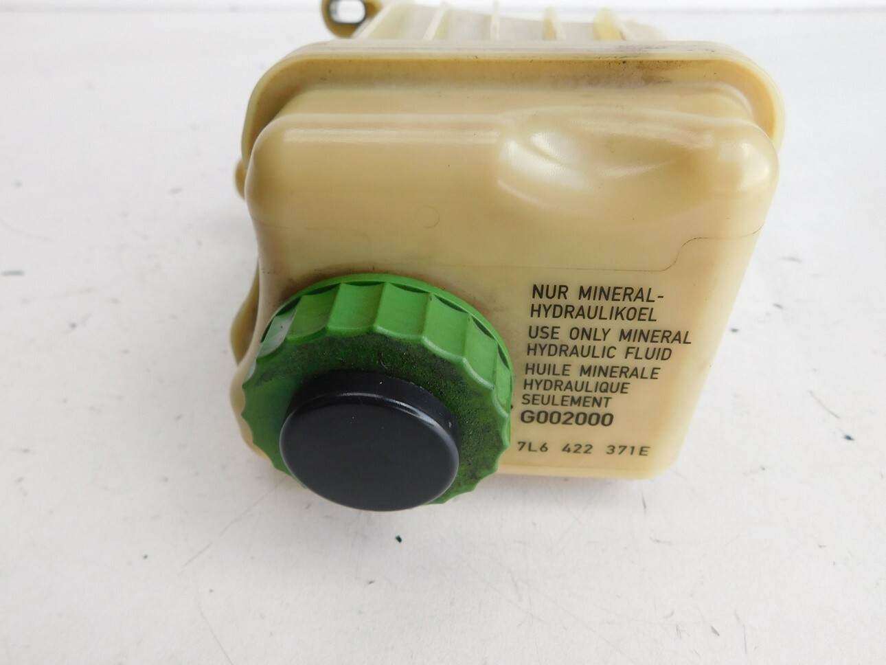 Porsche Cayenne 958 92A 2013 Power Steering Fluid Reservoir Tank ...