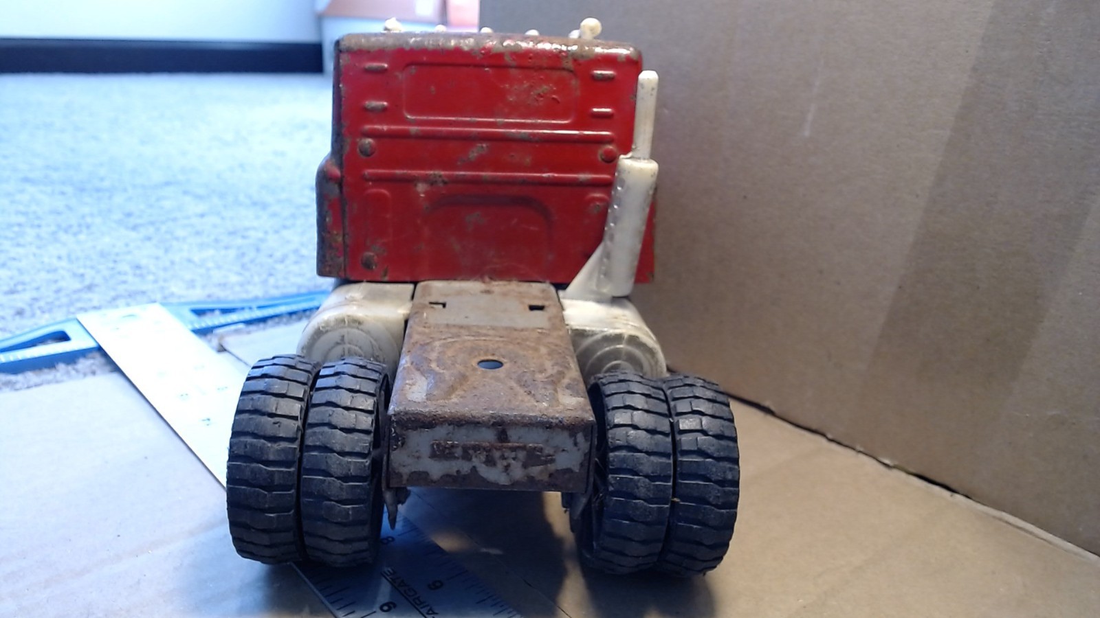ERTL International Cabover "ShopRite" Red Pressed Steel 1:16/18 Scale ...
