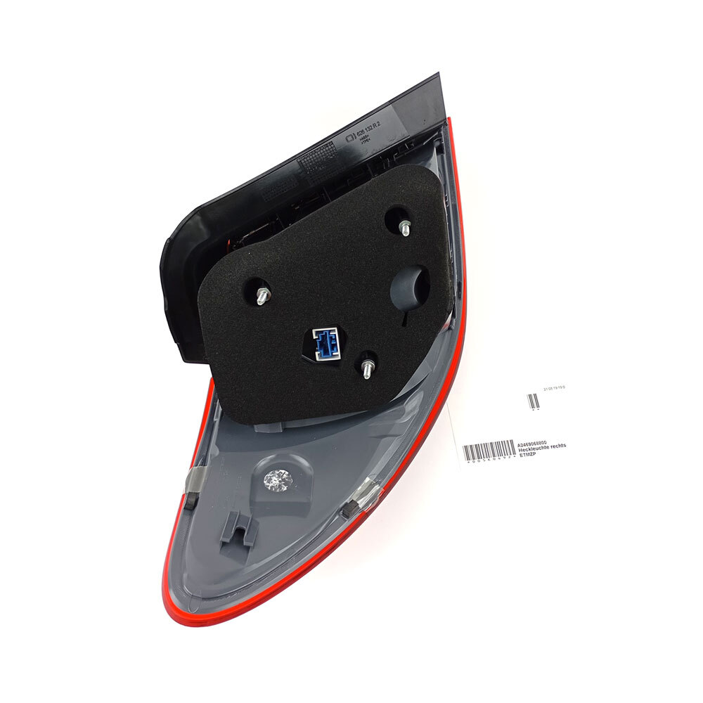 Mercedes-Benz Heckleuchte Rückleuchte rechts W246 B-Klasse A2469068800 ...