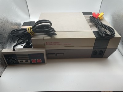 NES Nintendo Entertainment System Console W/ Cables & Controller ...