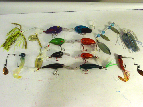 12 deep diver Fresh water Lures Ready to fish Free Ship Lot H18 | eBay