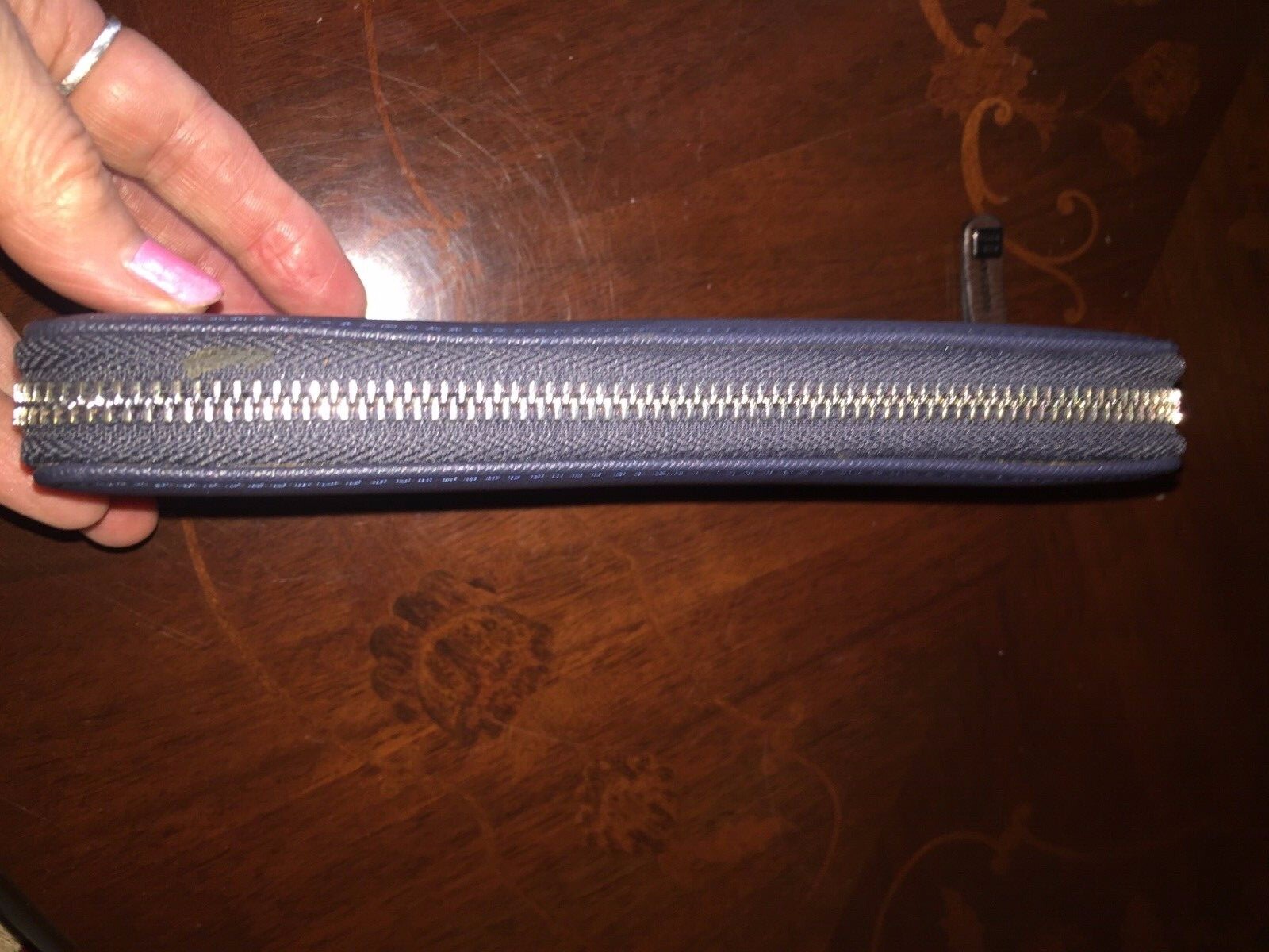 RUDSAK CANADIAN HERITAGE WOMEN SAFFIANO LEATHER bifold ZIP AROUND LARGE ...