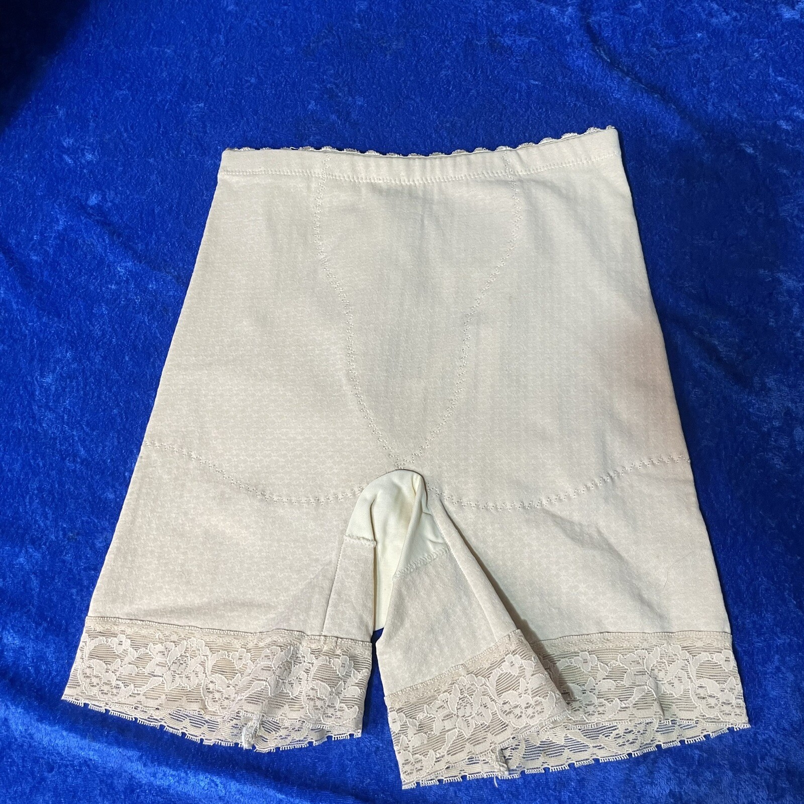 Vintage Sculptured Figure Girdle Panties Size Medium … - Gem