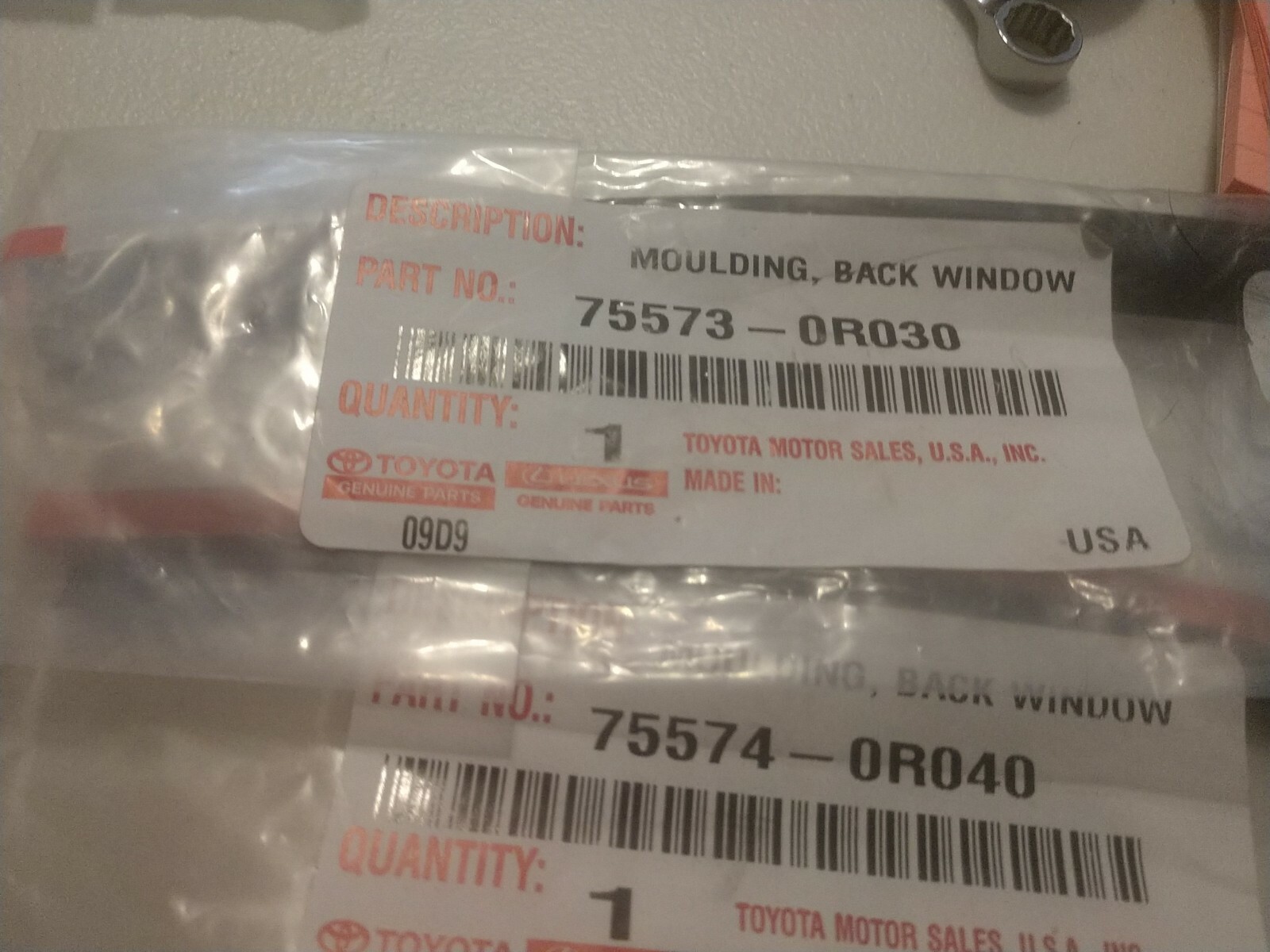 Genuine Toyota Reveal Molding 75574-0R040 & 75573-0R030 Left & Right ...