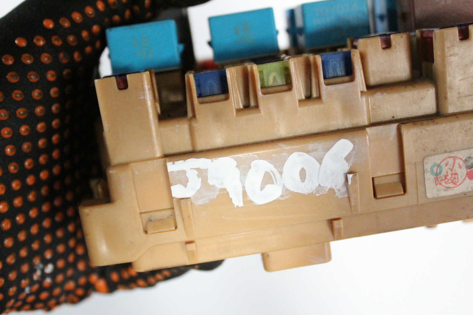 2000-2005 TOYOTA CELICA GT GT-S ENGINE BAY FUSE RELAY BOX GTS J9006 | eBay