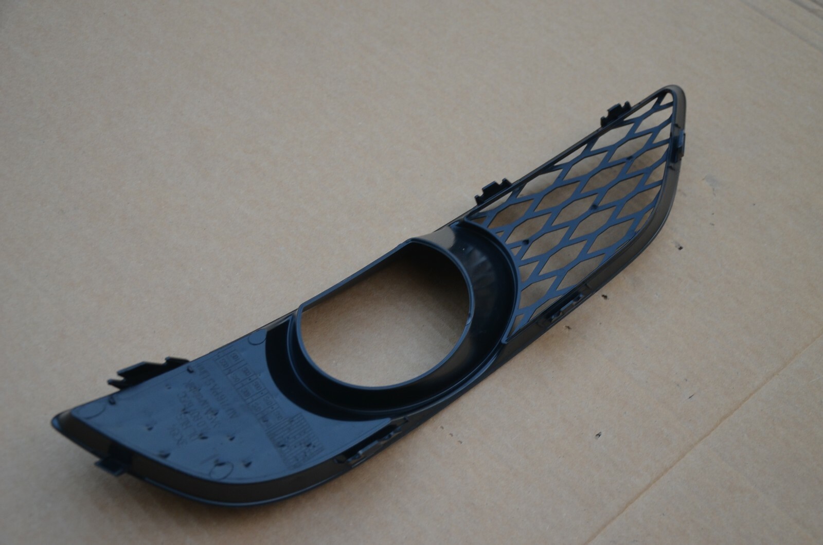 2010-2015 AUDI Q7 FRONT BUMPER LEFT GRILLE FOG LIGHT COVER 4L0807675C ...