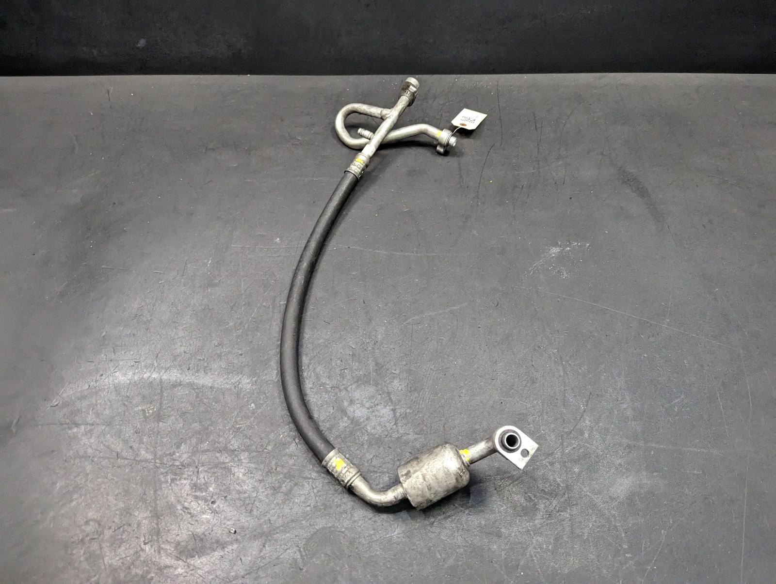 A/C Refrigerant Suction Hose 2017 Cadillac Escalade ESV 23372171 2015 ...