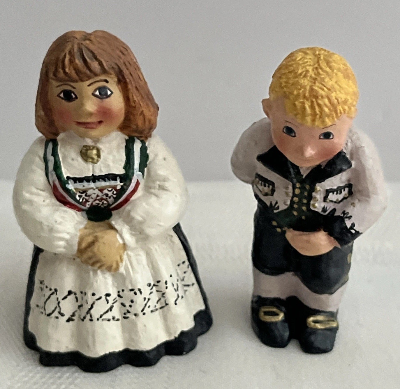 2 Vintage Candy Designs Norway Boy And Girl in Colorful Folk Costumes ...