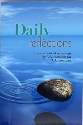 Daily Reflections: Alcoholics Anonymous Large-print Paperback New ...