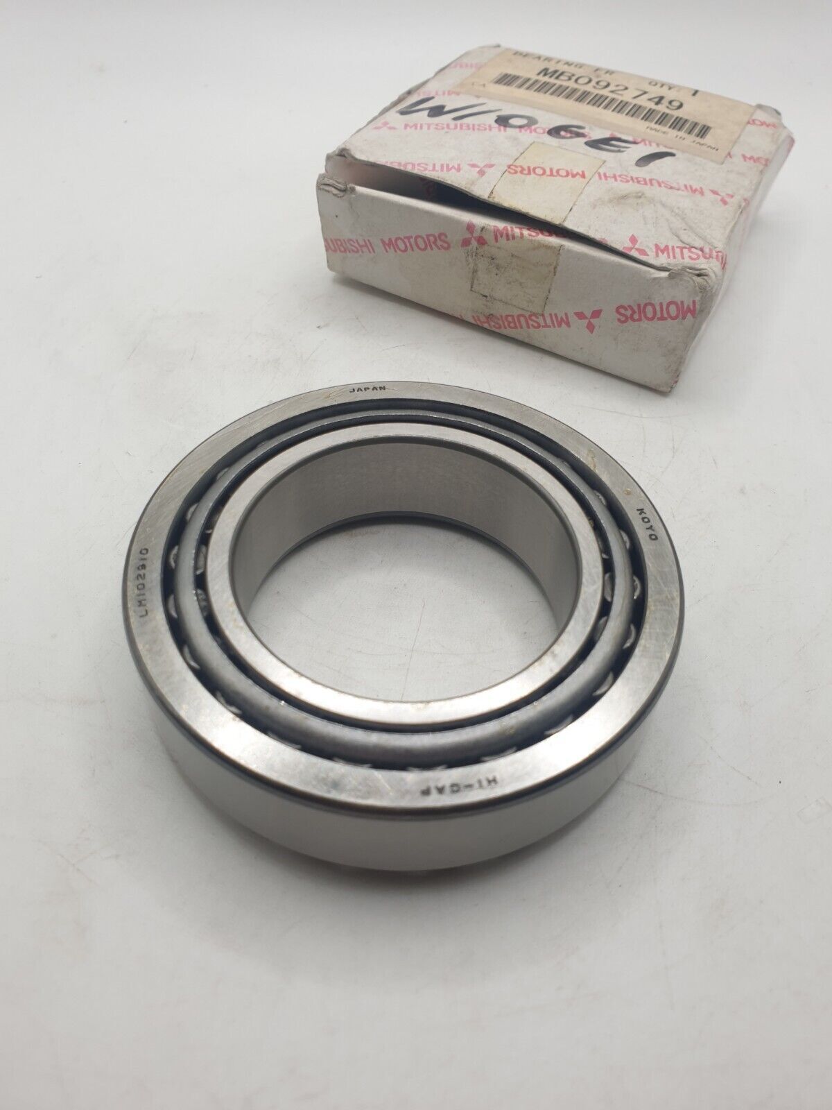 Mitsubishi Pajero Mk2 2.5D L200 Genuine Front Wheel Bearing MB092749 91 ...