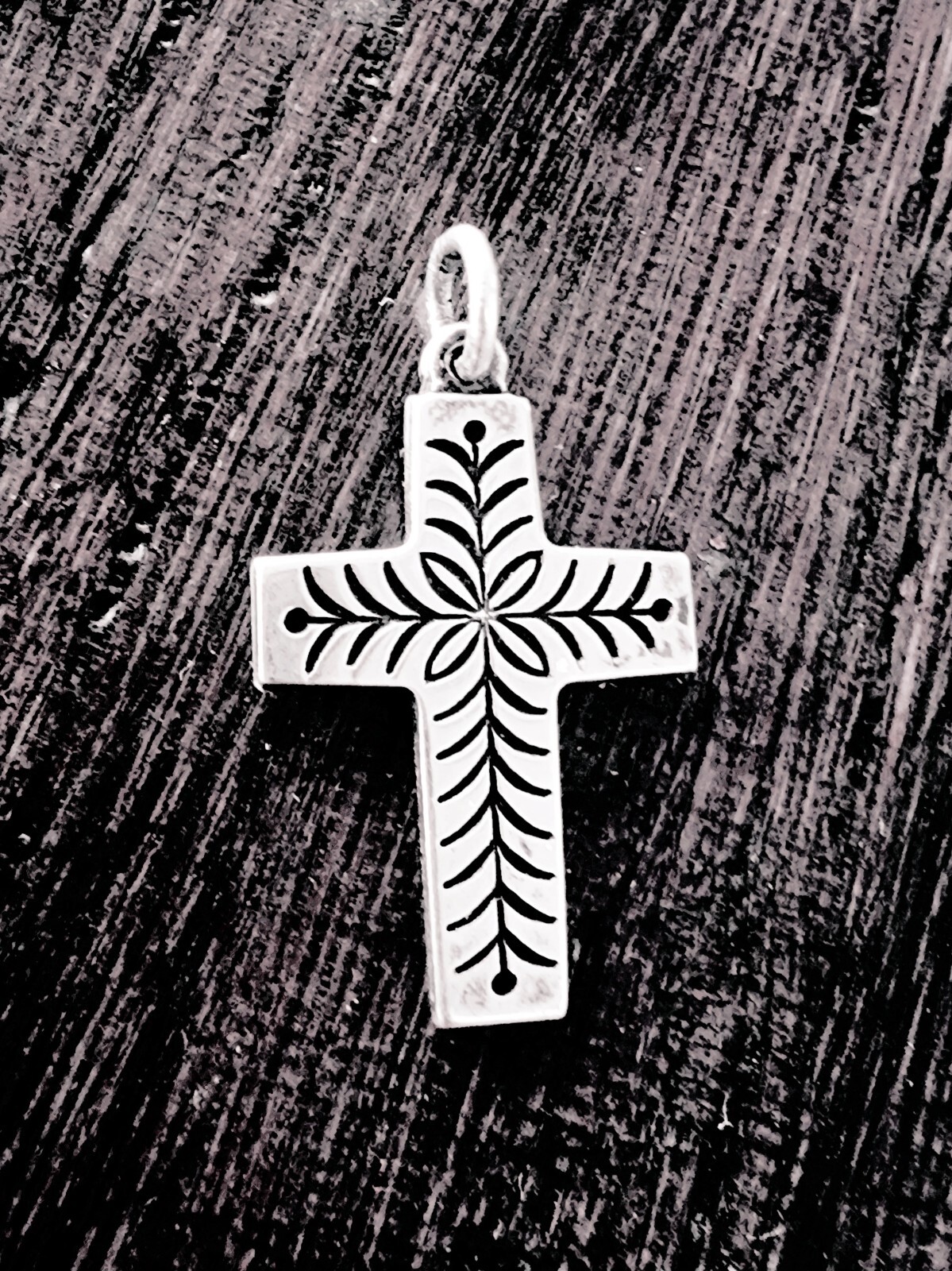 Retired James Avery Sterling Silver Cross Pendant - Gem