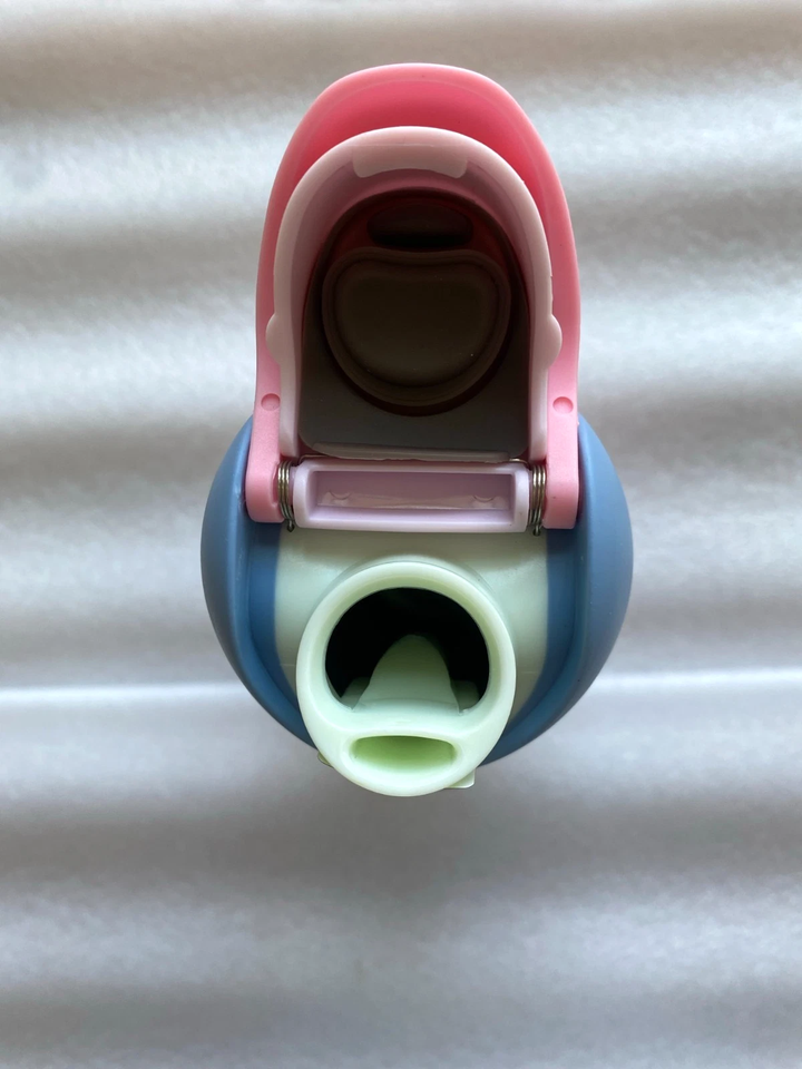 Brand new Owala Snoopy stainless steel insulated water bottle flip lock ...