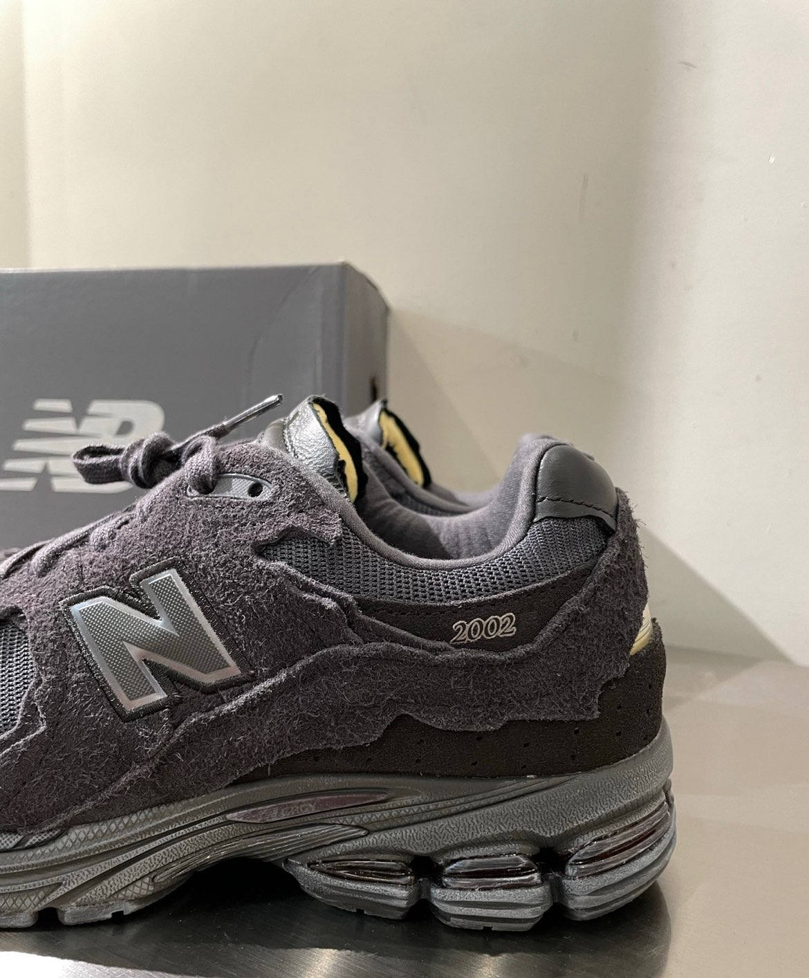 New Balance 2002R 'Protection Pack - Phantom' Men's Sneakers "Dark Grey ...