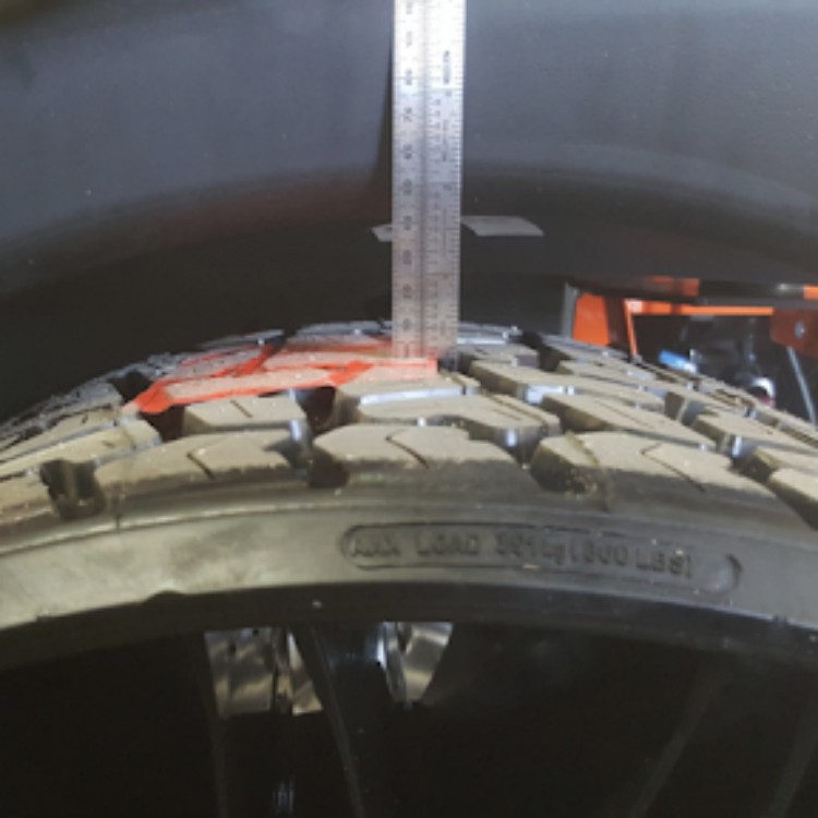 Michelin Tweel - 26 x 12 N12 for Zero Turn Mowers (4x4 / -0.87 ) 08189 ...