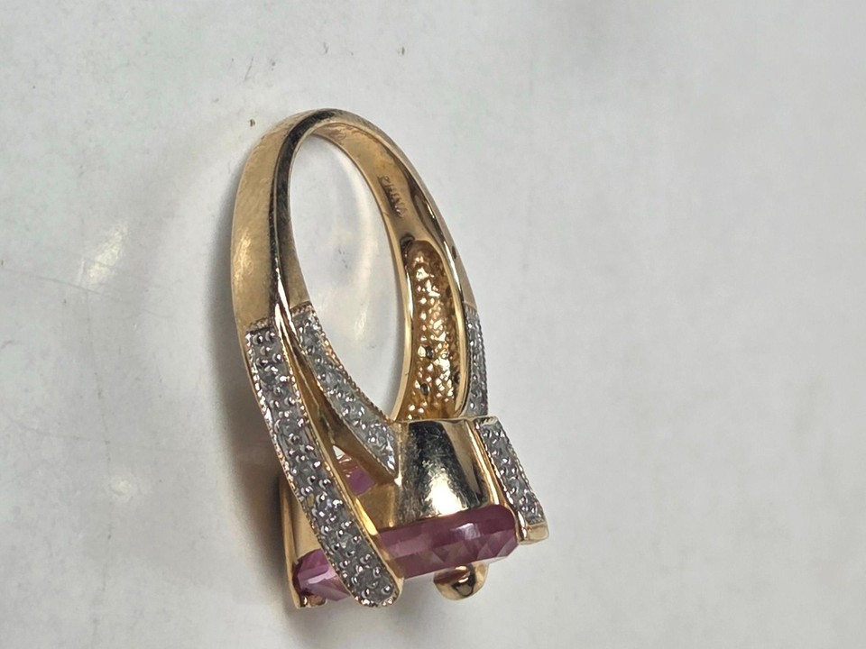 10K GOLD RING-BIG PINK STONE-DIAMONDS-CHINA-32 DIAMONDS-SIZE 7.25-3.7 ...