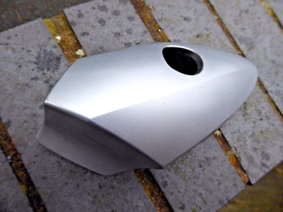 GENUINE BMW R1150R 2001-06 RIGHT FRONT INDICATOR MOUNTING TRIM COVER 7 ...