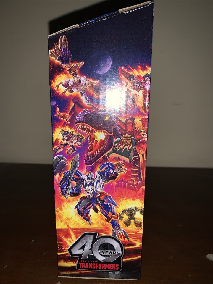 TRANSFORMERS LEGACY UNITED COSMOS DELUXE FIGURE NEW IN HAND ...