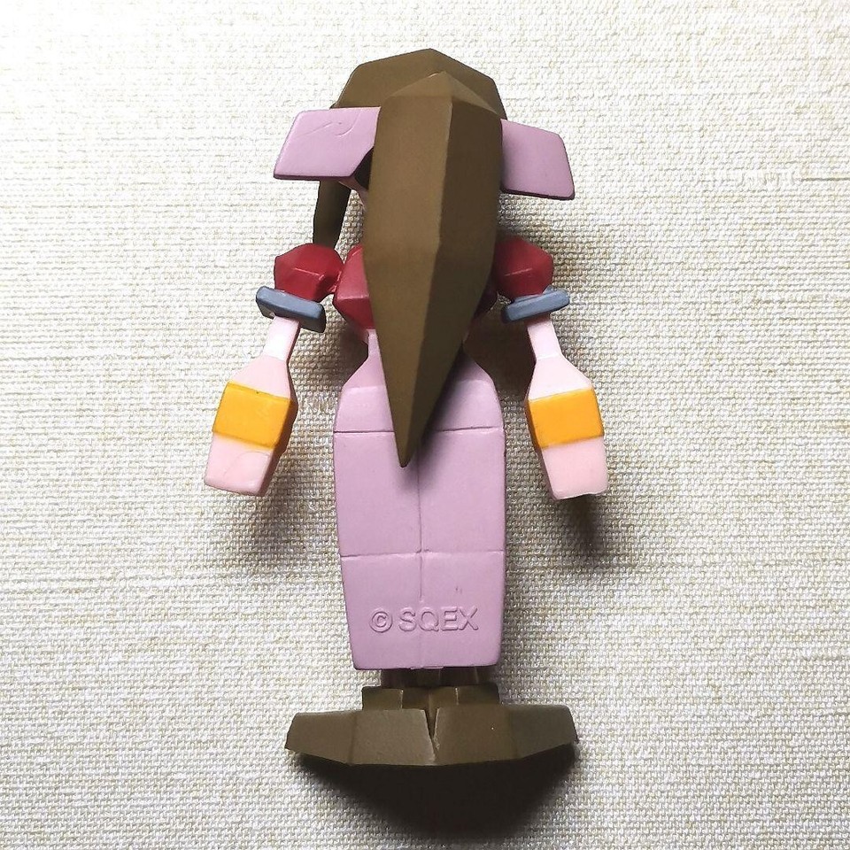Aerith Gainsborough Polygon Figure FF7 Final Fantasy VII Ichiban Kuji ...
