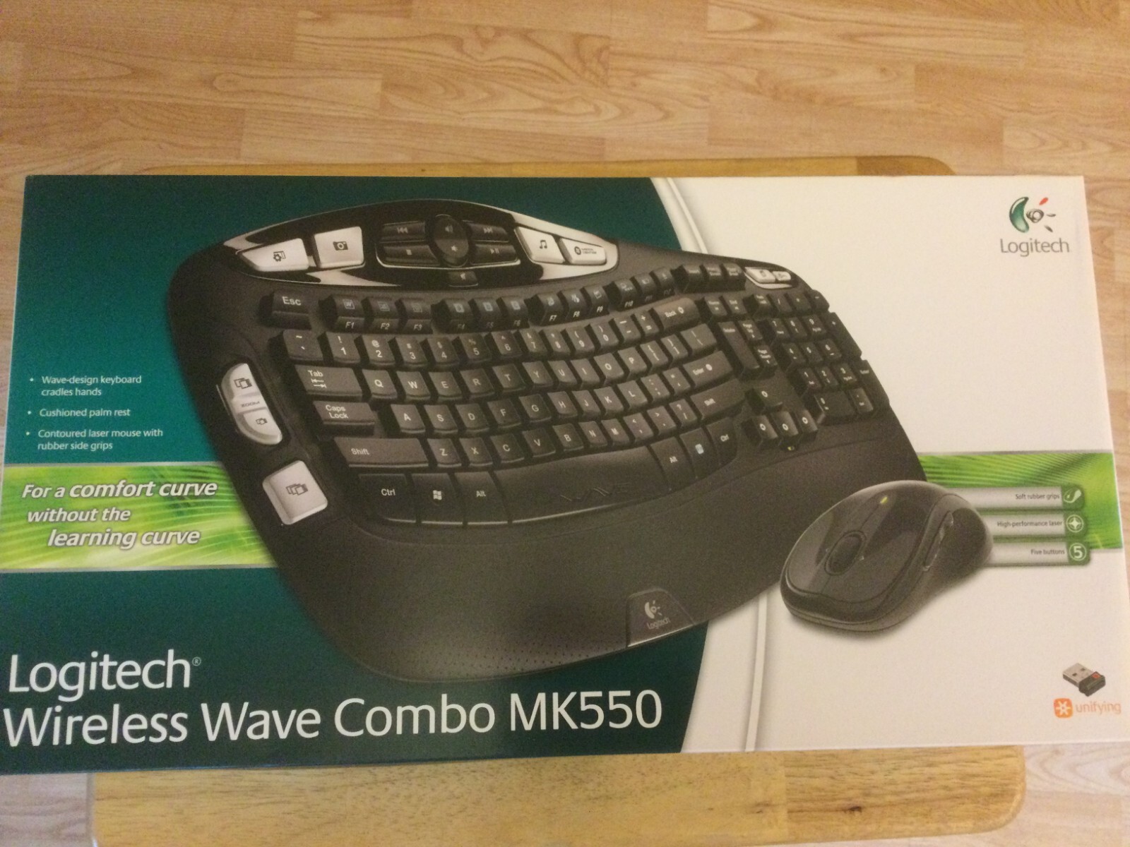 Logitech MK550 (920-002555) Wireless Keyboard and Mouse Combo - Black ...