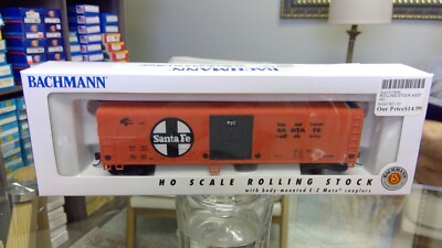 Bachmann 76903 HO Scale Santa Fe Reefer Box Car # 55360 | eBay