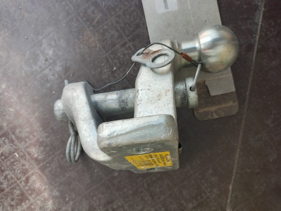 Maypole Tow Bar Ball & Pin Coupling 50mm Tow Hitch 3.5t Silver | eBay UK