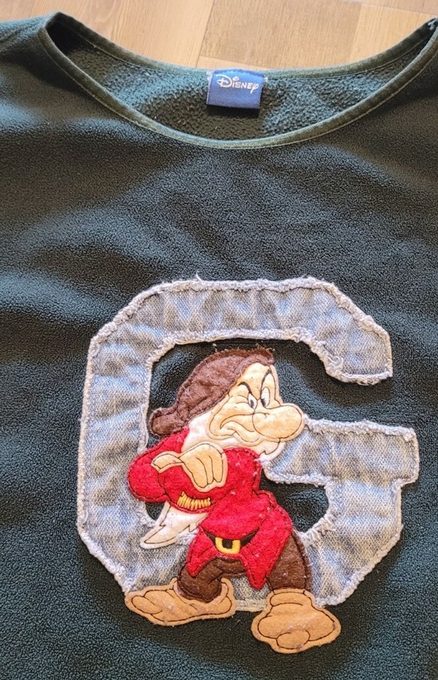 Grumpy Pullover Womens XL Green Patch Fleece Sweater Snow White 7 ...