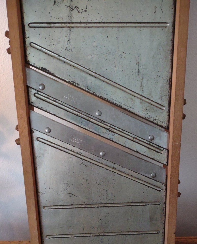 ANTIQUE VINTAGE MANDOLIN WOODEN CABBAGE SLAW CUTTING BOARD,HANGS ...