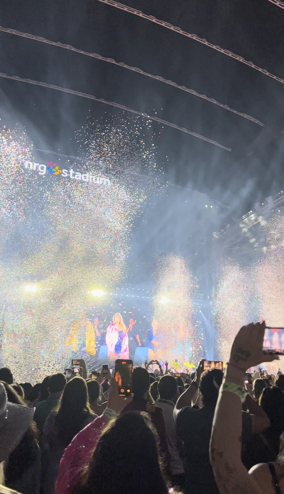 Taylor Swift The Eras Tour Confetti Houston night 3 With Extra Surprise ...