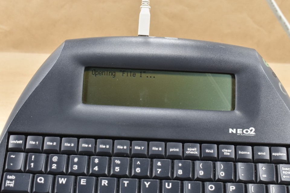 AlphaSmart NEO2 Word Processor Batteries /USB **READ DESCRIPTION FIRST ...