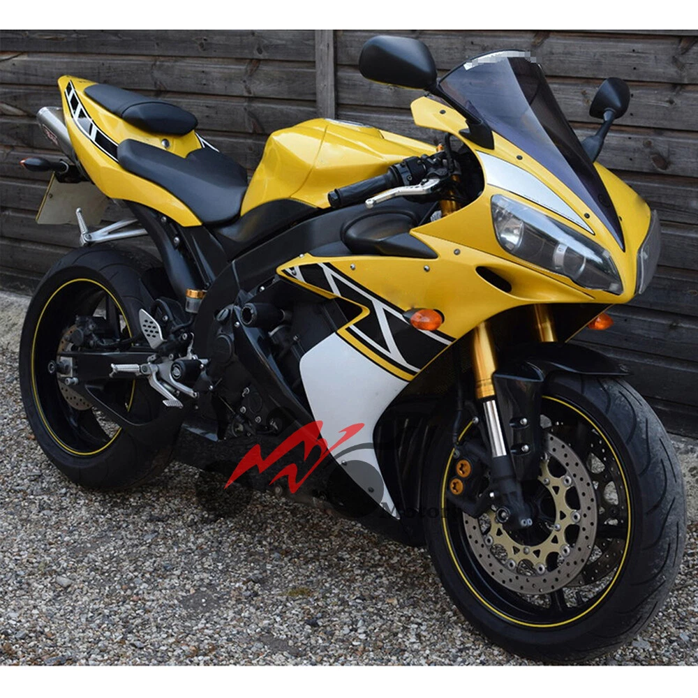 Yamaha R1 Yellow