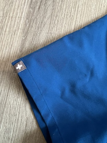 FIGS Technical Collection Size Large Electric Blue Scrubs | eBay