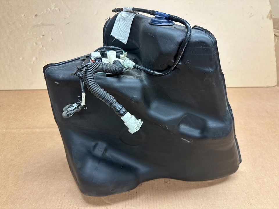 2006-2007 Corvette C6 RH Passenger Fuel Gas Tank & Fuel Pump 32k ...