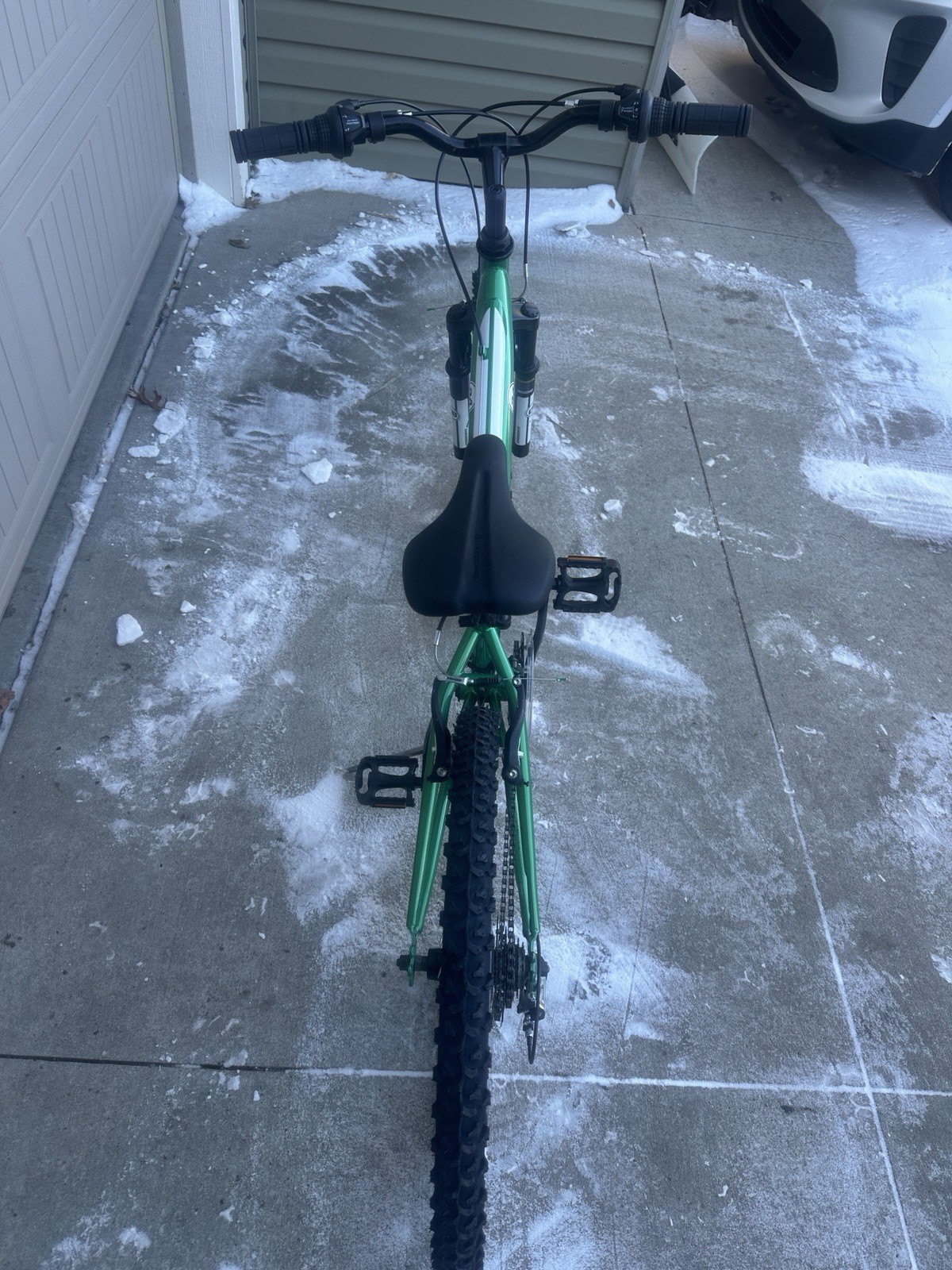 Diamondback Cobra 24 Kids mountain Bike In Green And White | eBay