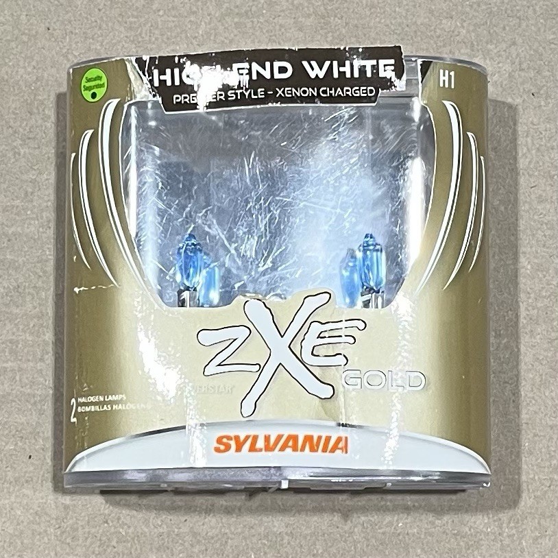 Sylvania H1 SilverStar zXe GOLD High Performance Headlight Bulb Pair ...