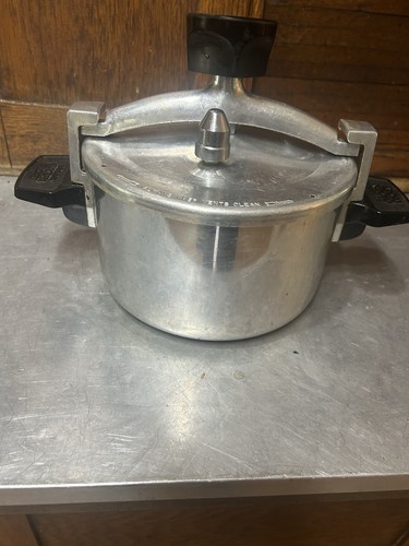 4 Quart Wear-Ever Fried Chicken Bucket Low Pressure Cooker Fryer #90024 ...
