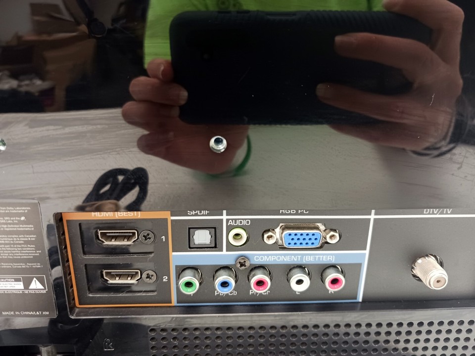 Vizio M19OVA 19 inch LCD TV HDMI Flat Screen Television With Remote | eBay