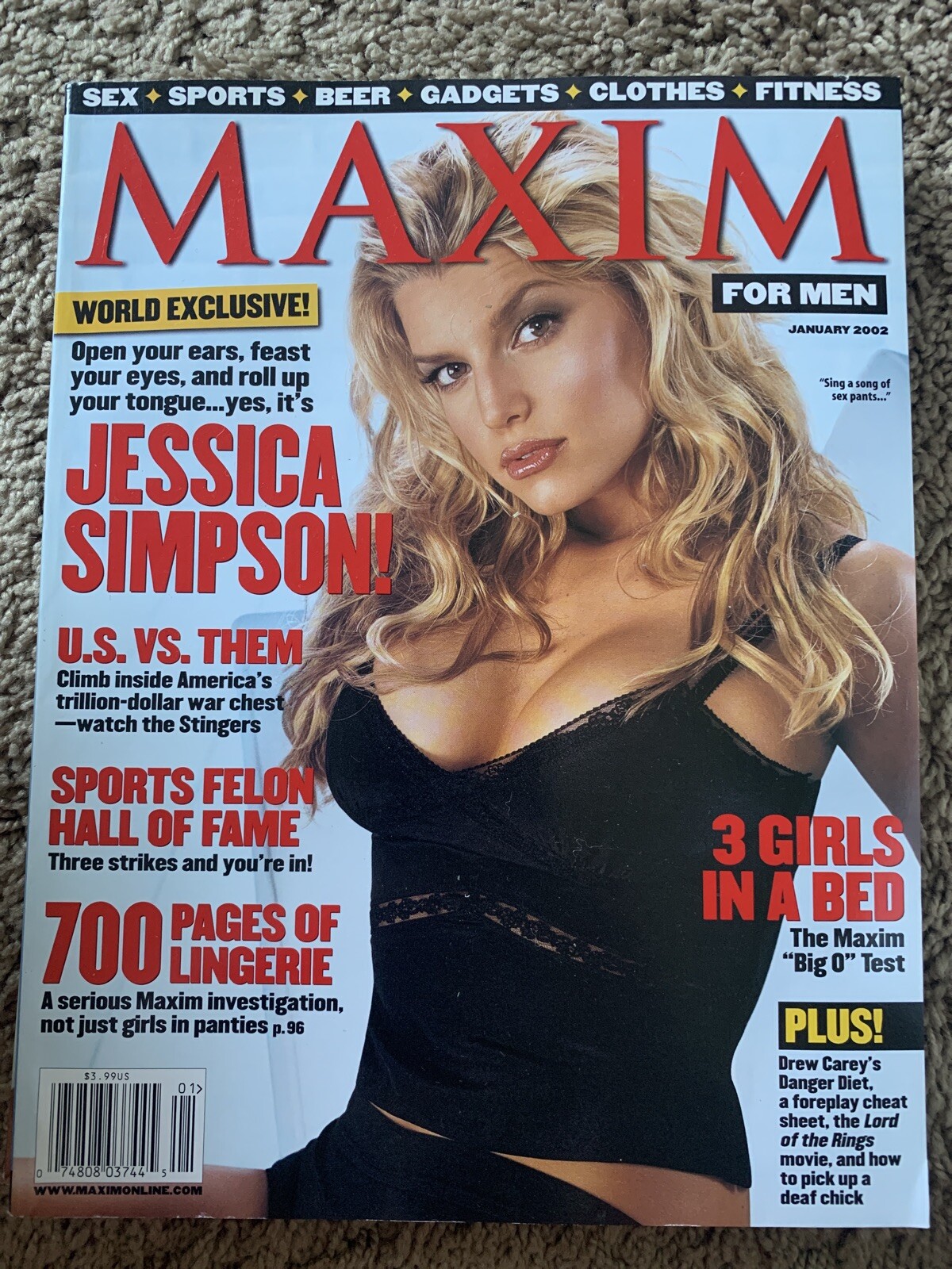 January 2002 Maxim Magazine Jessica Simpson! 3 Girls in a Bed U.s Vs ...