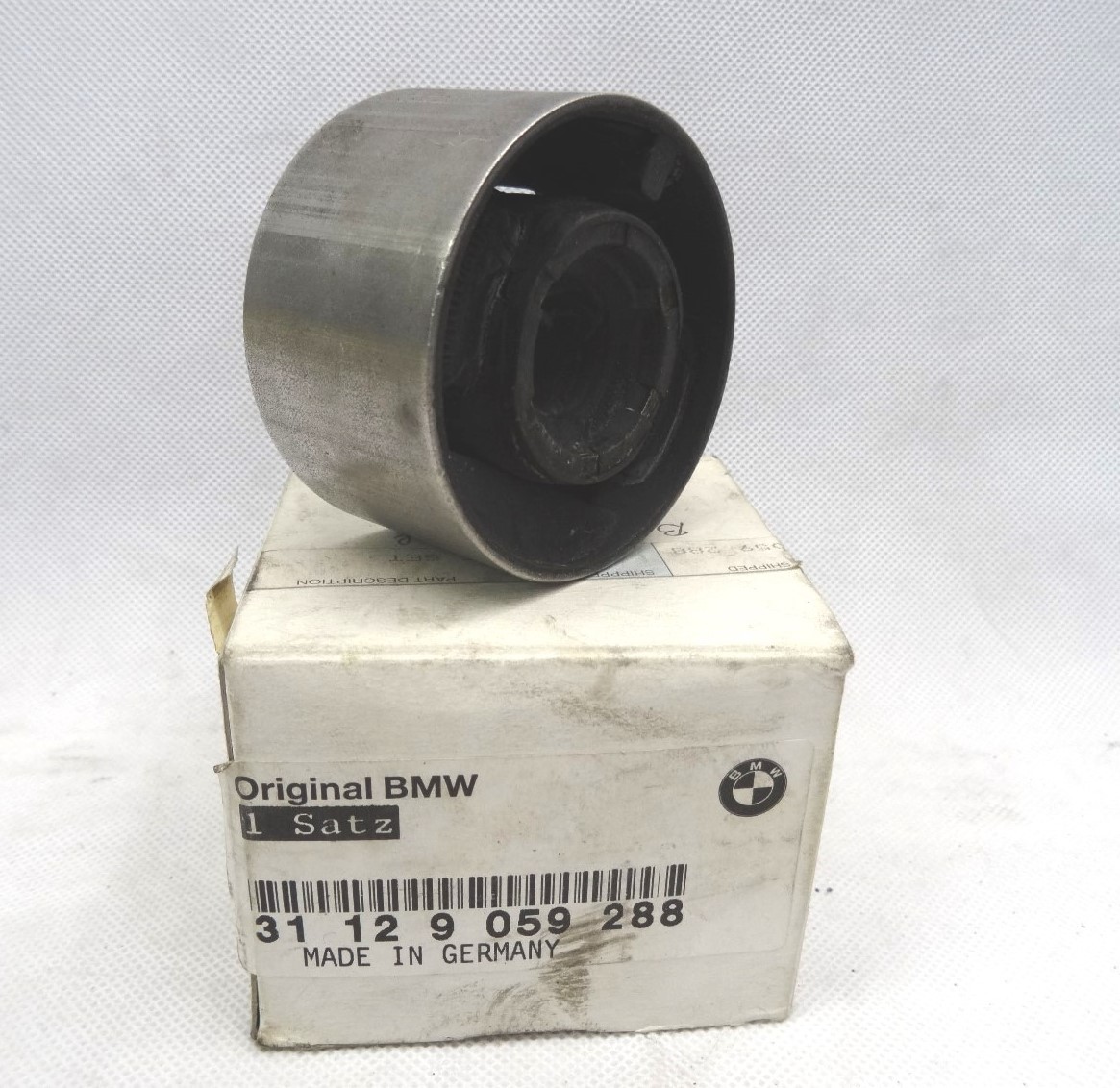 Front Lower Control Arm Bushing 31129059288 for BMW E30 E36 for sale ...