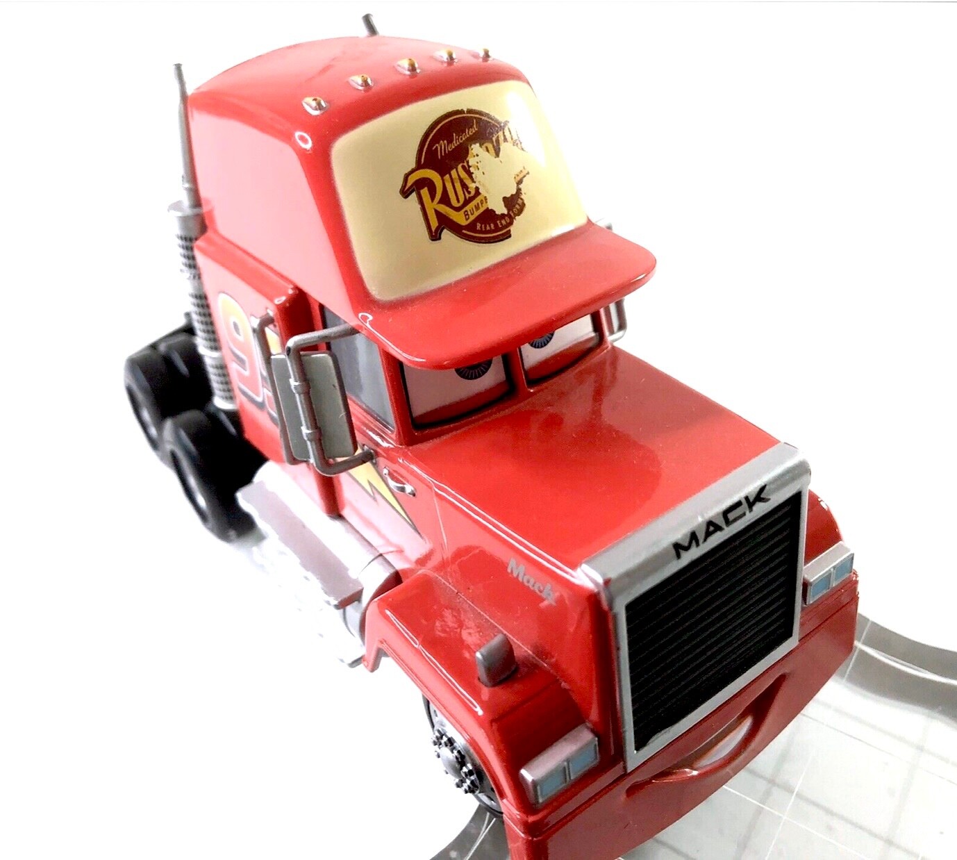 Disney Pixar CARS Die Cast Truck Mack Rust-eze #95 Cab Truck Hauler ...