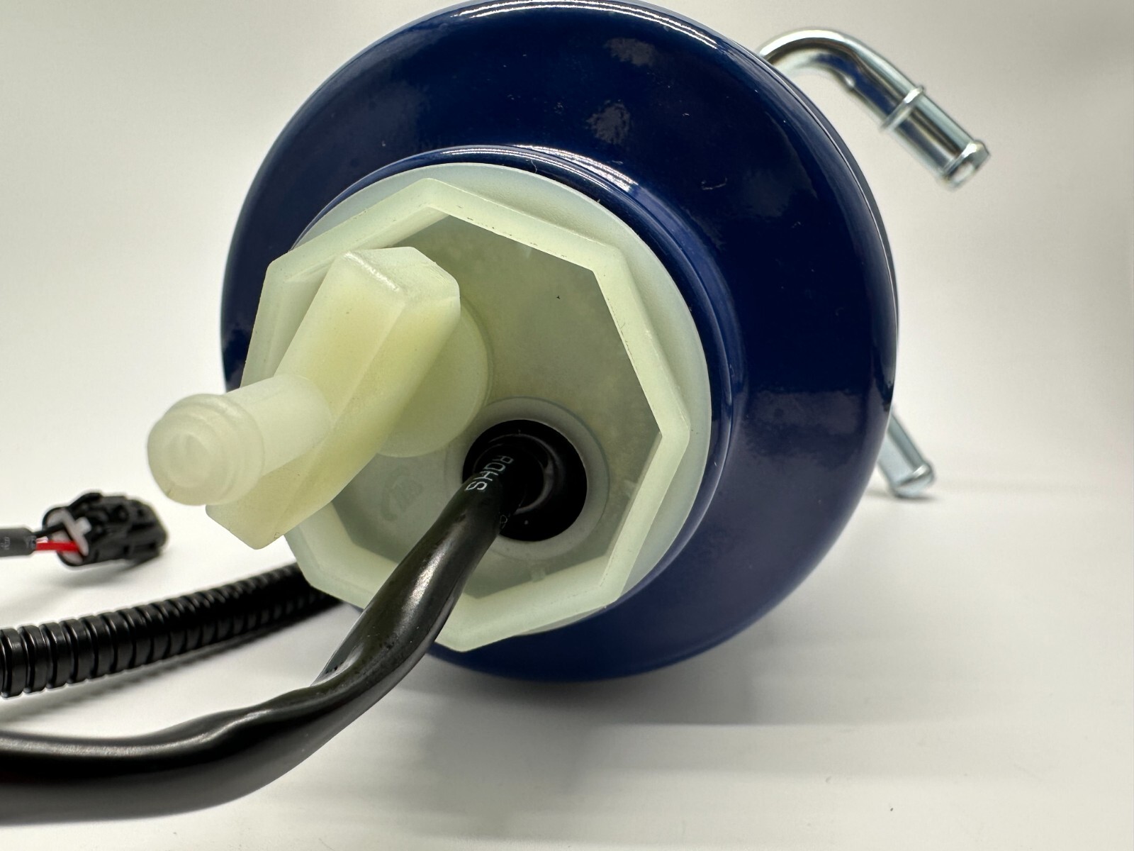 6.6L LB7 Duramax Diesel FUEL FILTER Assembly 2001-04 CHEVY Silverado ...