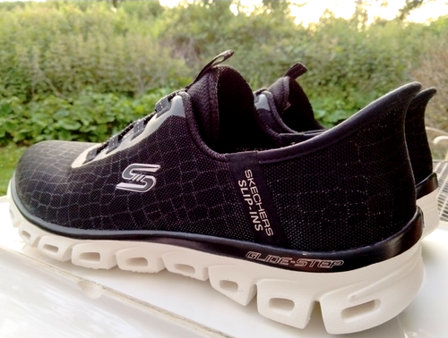 NEW SKECHERS Glide Step Prism Slip-In Sneakers Wmn's Sz 6 Black/Rose ...