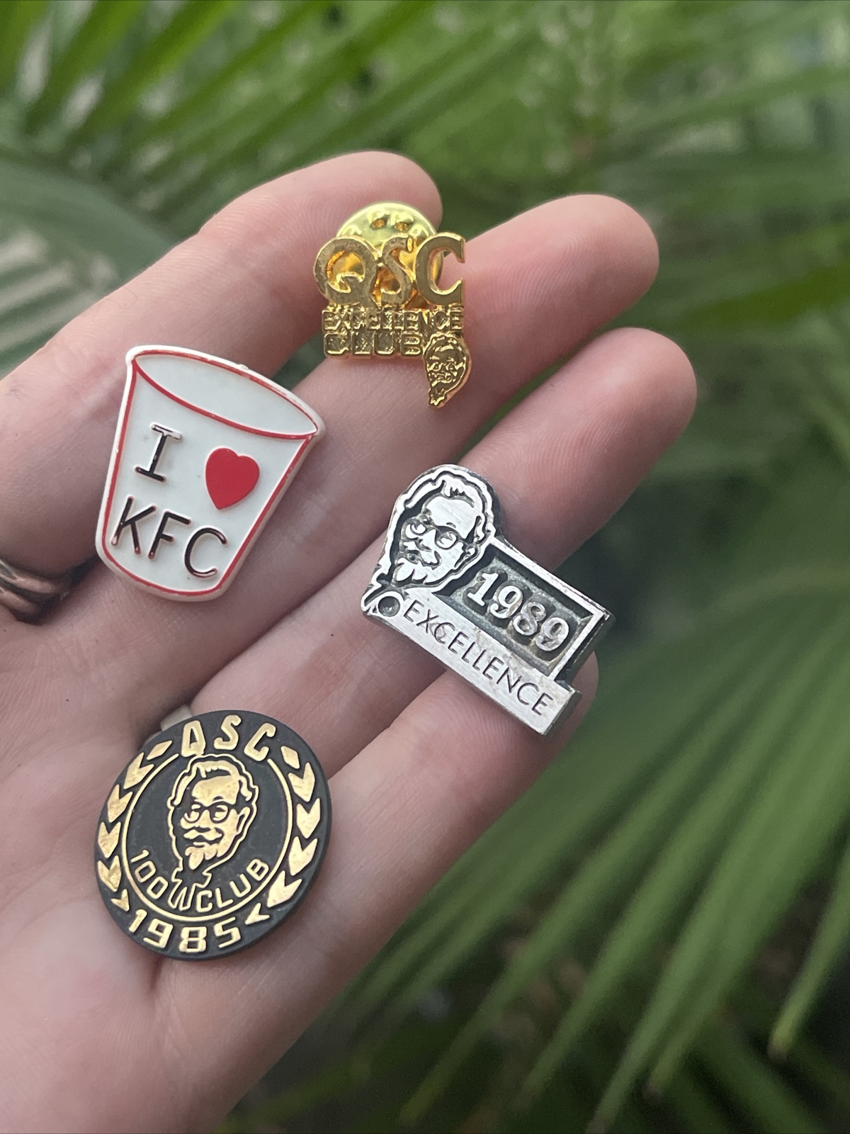 Lot of 4 Vintage RARE Lapel Pin KFC Employee Colonel Sanders 1985 1989 ...