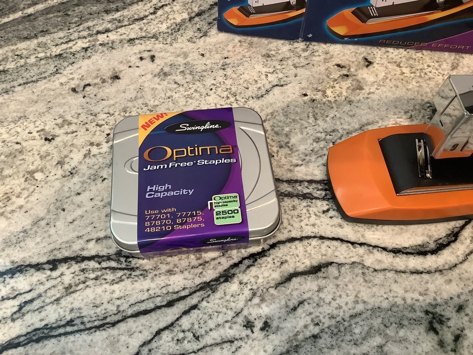 New Swingline Optima 70 Desk Stapler Reduced Effort 70 Sheets Silver ...